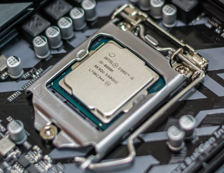 В Германии ряд процессоров Intel отказался под запретом из-за ...