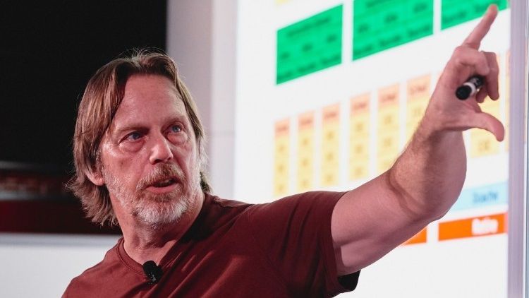 Создать 2 нм чип для ускорения искусственного интеллекта японской Rapidus поможет легендарный