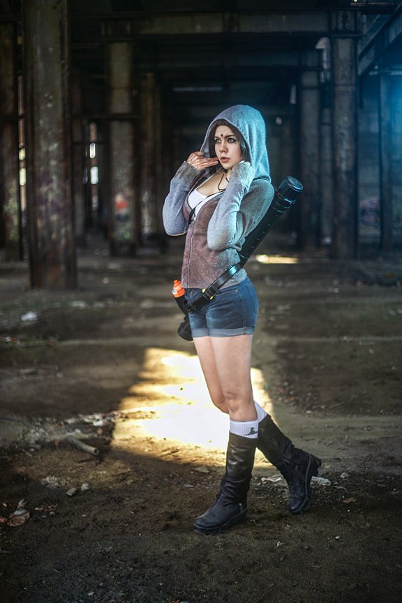 Косплей на Кэт (Kat) по мотивам DmC: Devil May Cry в исполнении Юлии ...
