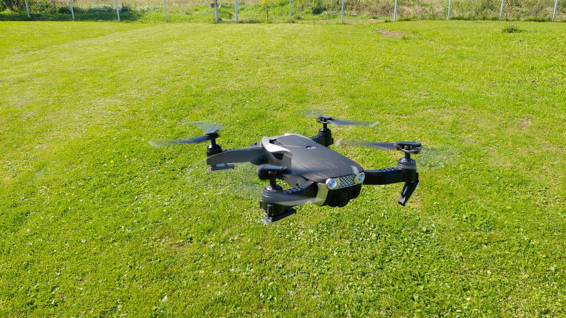 Eachine E511S GPS - бюджетный квадрокоптер с GPS и удержанием высоты